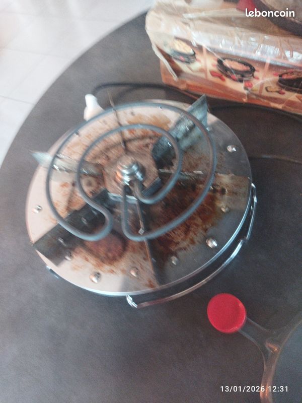 Triplette : Raclette.Gril.Crepiére - Électroménager