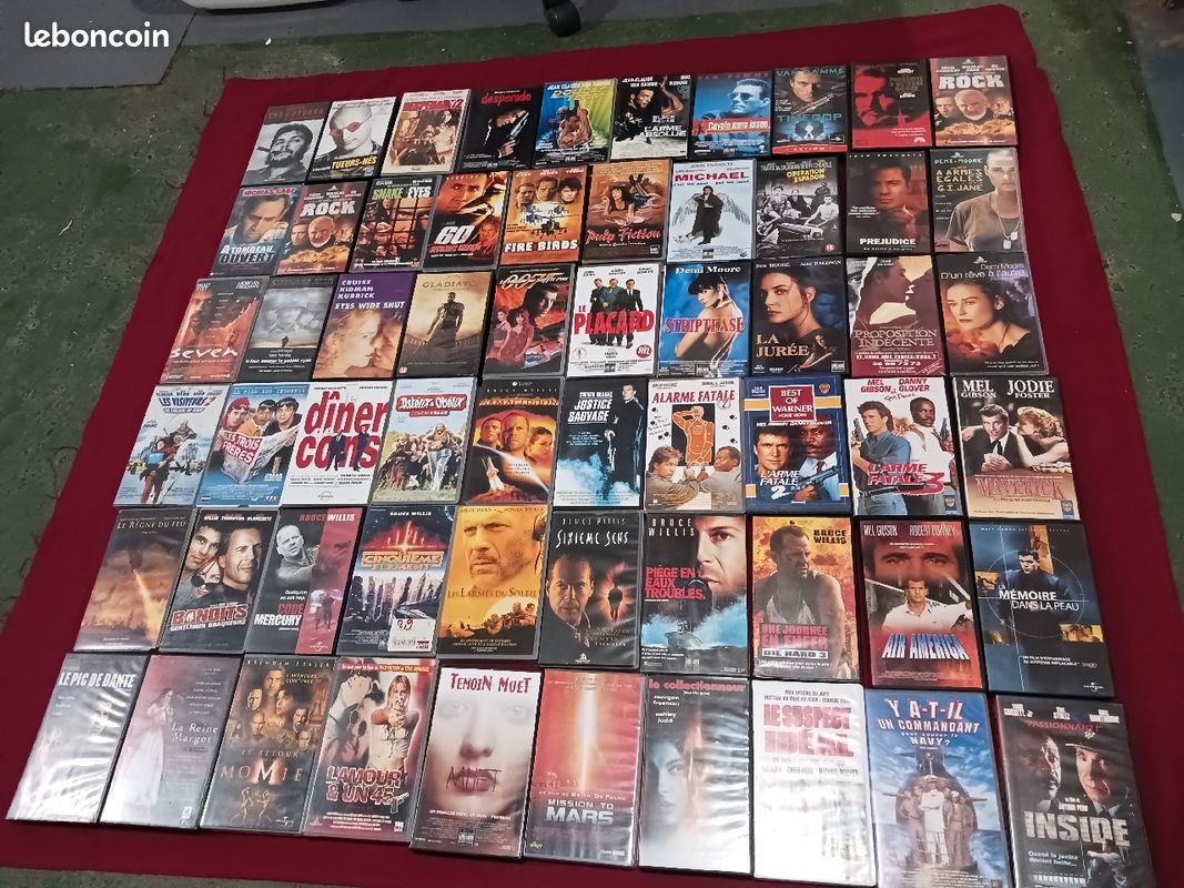 Lot 60 VHS - DVD - Films