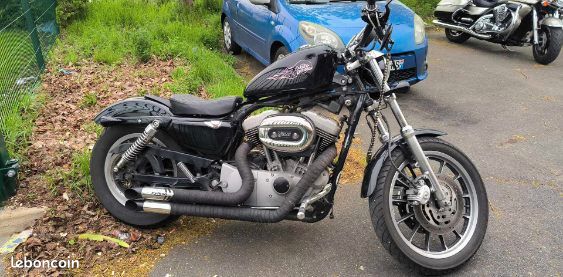 Harley Davidson Sportster 1200 R - Motos