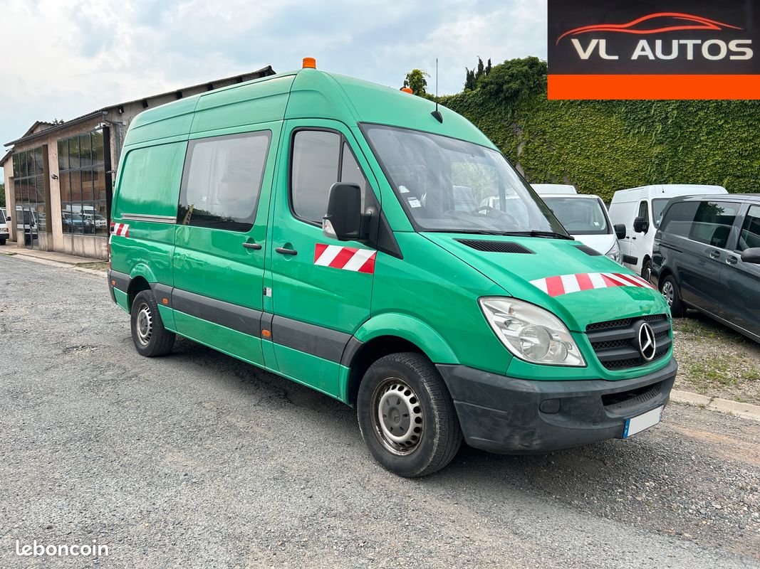 Mercedes Sprinter 7 Places 313 CDI 130 cv L2H2 année 2011 - Utilitaires