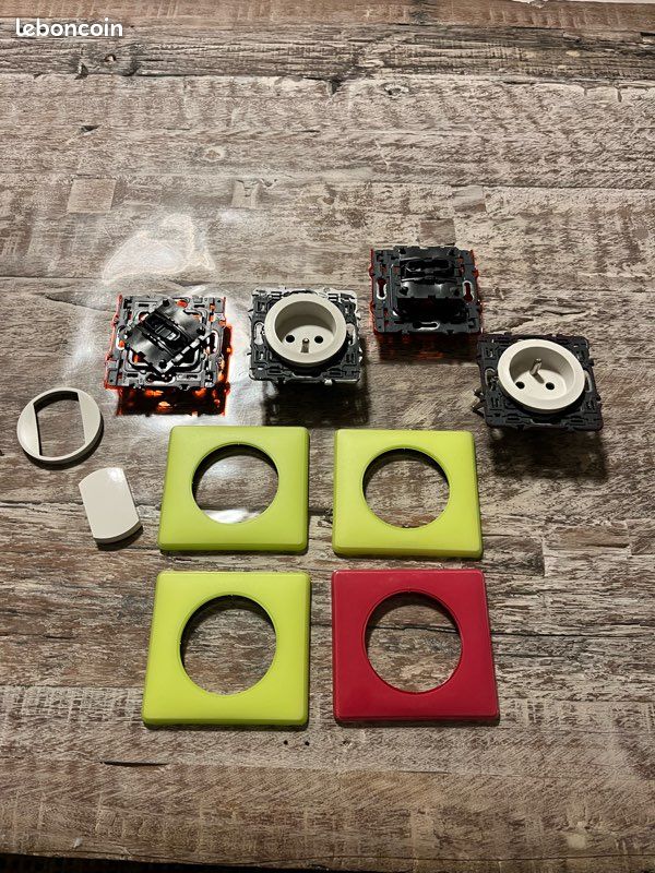 Legrand prises interrupteur et plaques - Bricolage