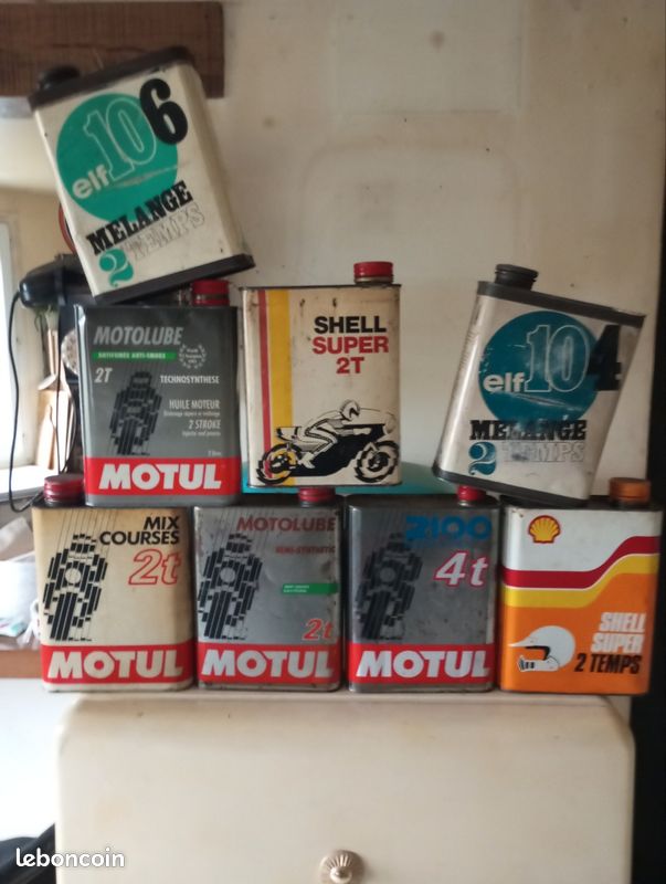 Lot de 19 bidons thème moto - Collection