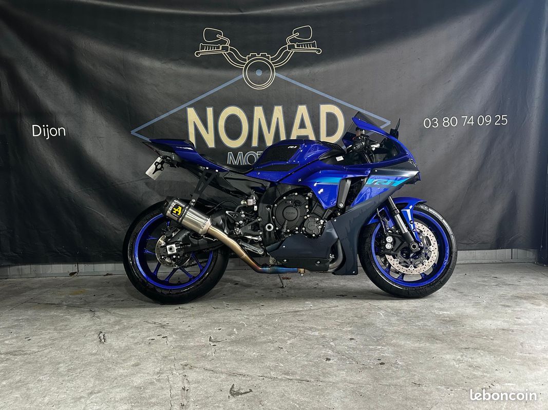 Yamaha R1 - Motos