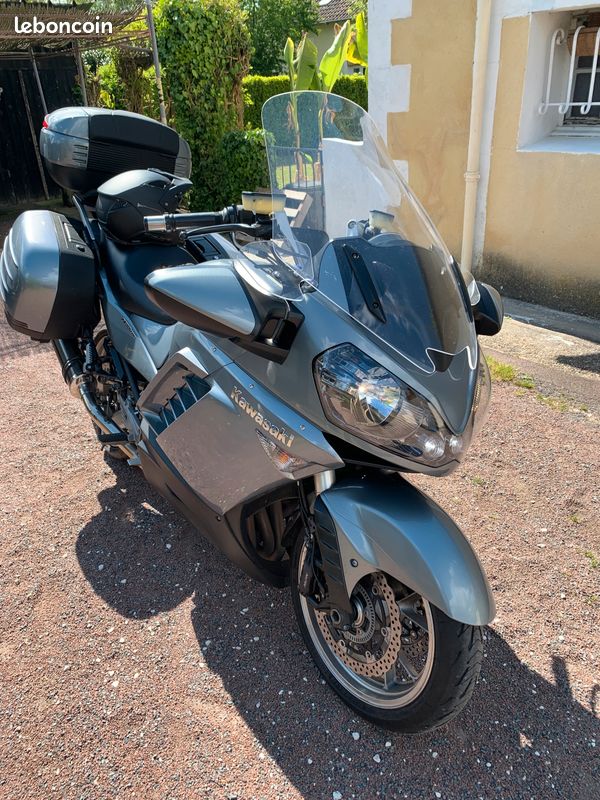 GTR 1400 kawasaki - Motos