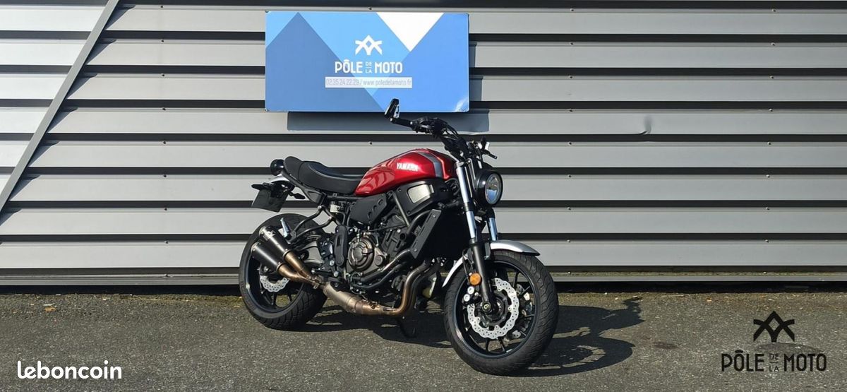 Yamaha XSR 700 ABS - Motos