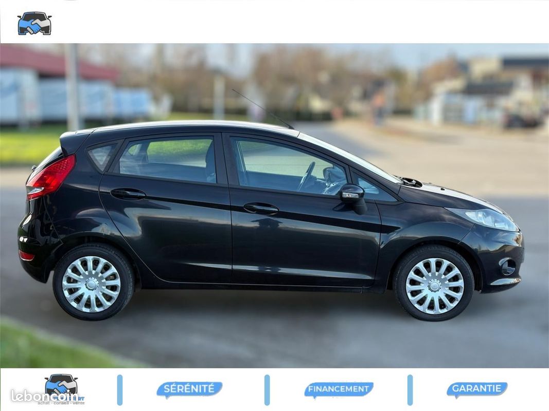 FORD FIESTA 1.4 TDCi - 68 Trend - Voitures