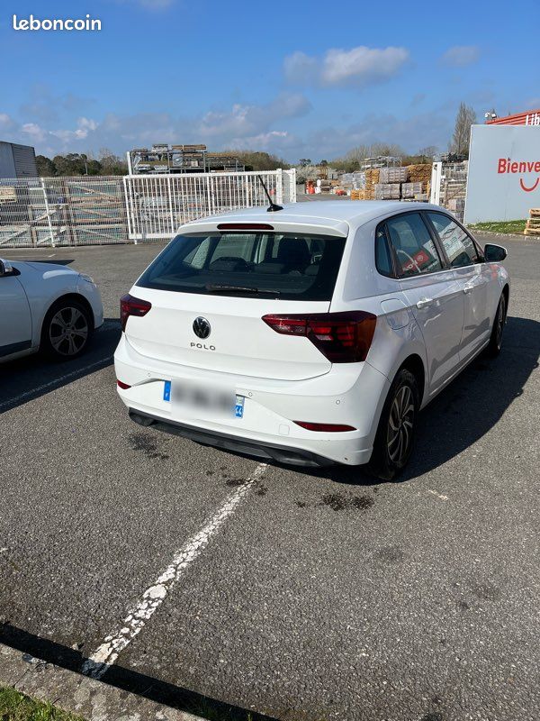 Polo Life 2022 - Voitures