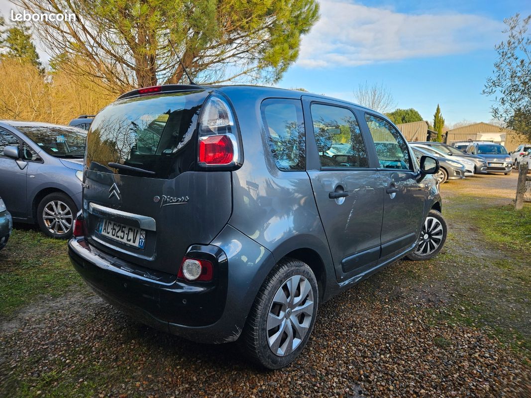 Citro n C3 Picasso 1 6 HDI 90cv Exclusive Voitures citro-n-c3-picasso-1-6-hdi-90cv-exclusive-voitures