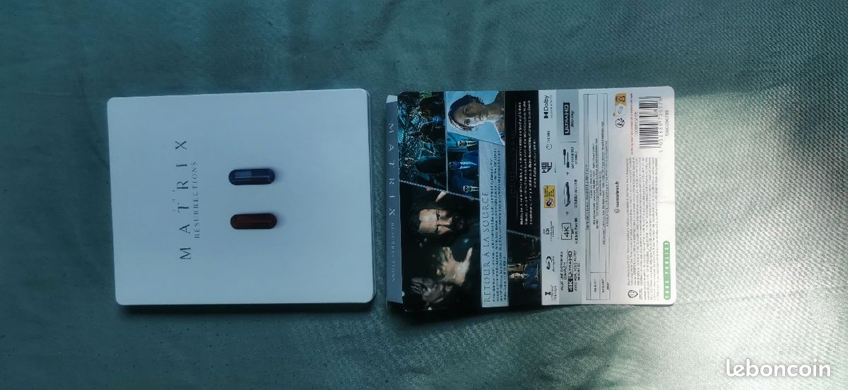 Matrix resurrection Blu-ray - DVD - Films