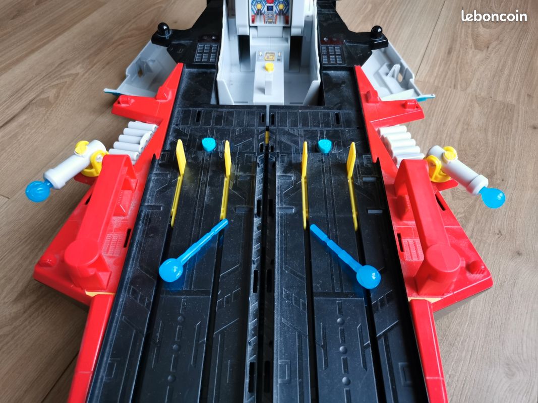 La super pat patrouille le film xxl :quartier general marine version ...