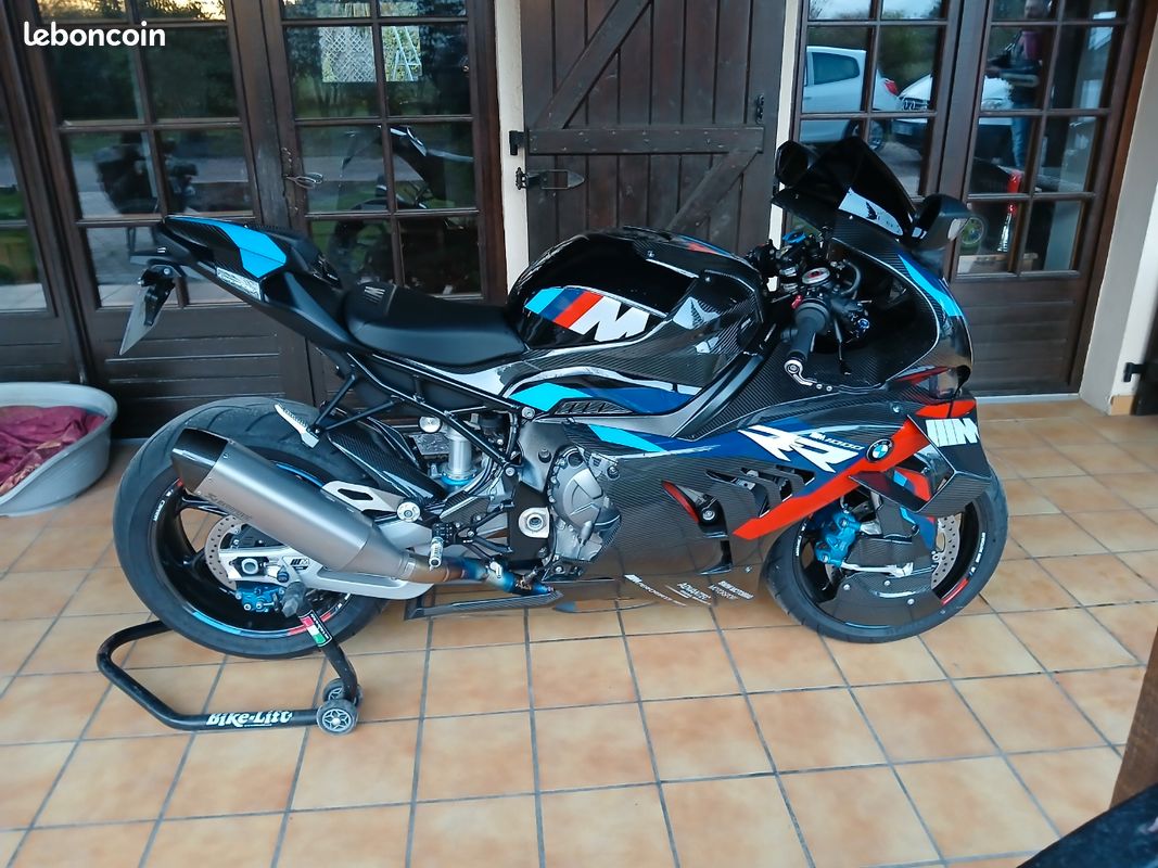 Bmw m s1000rr Pack compétition carbone état neuf garantie - Motos
