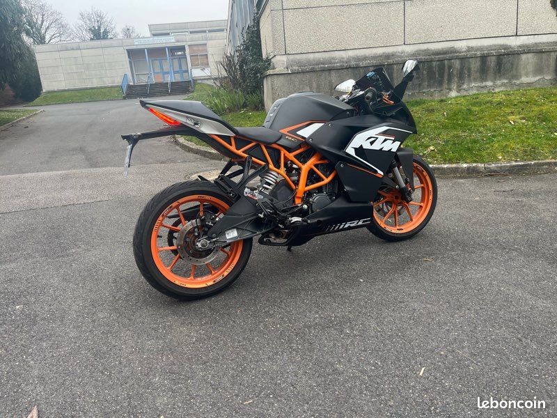 KTM 125 rc - Motos