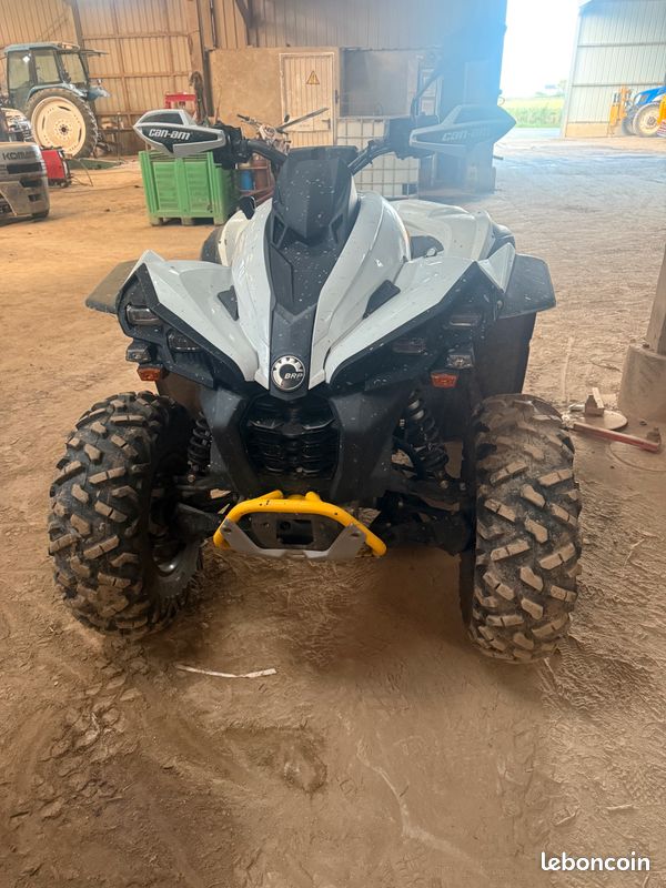 Quad can am renegate 650cc - Motos