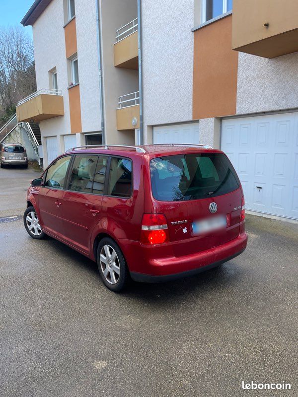 Volkswagen Tourane 2.0 143 CV CT OK - Voitures