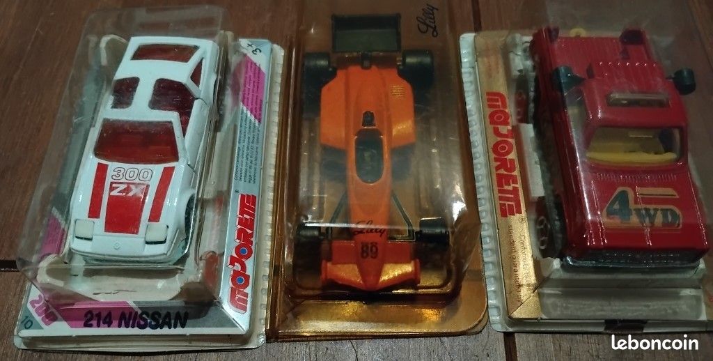 Lot 3 majorette showbox 80 90 - Collection