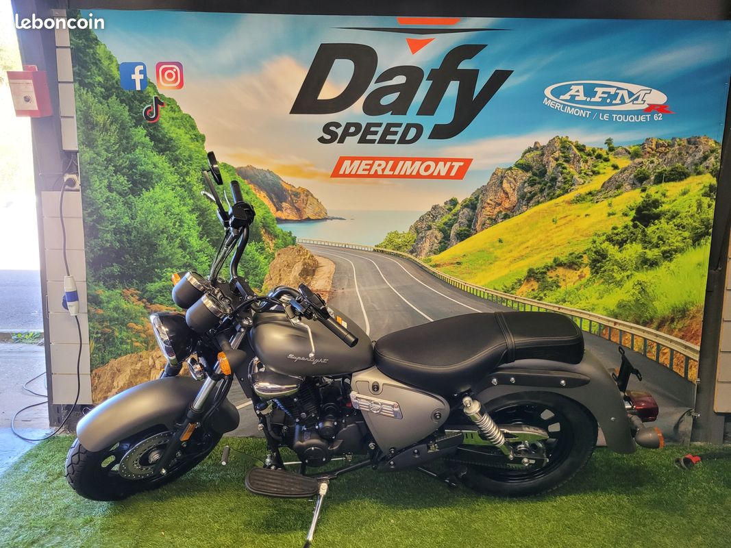 Keeway 125 super light - Motos