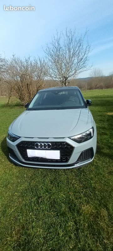 Belle Audi A1 95 ch sportback - Voitures