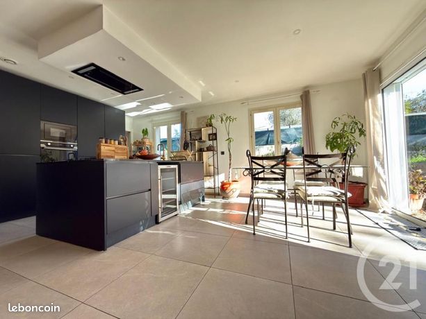 Maison à vendre et vente appartement Rocbaron (83136) - leboncoin