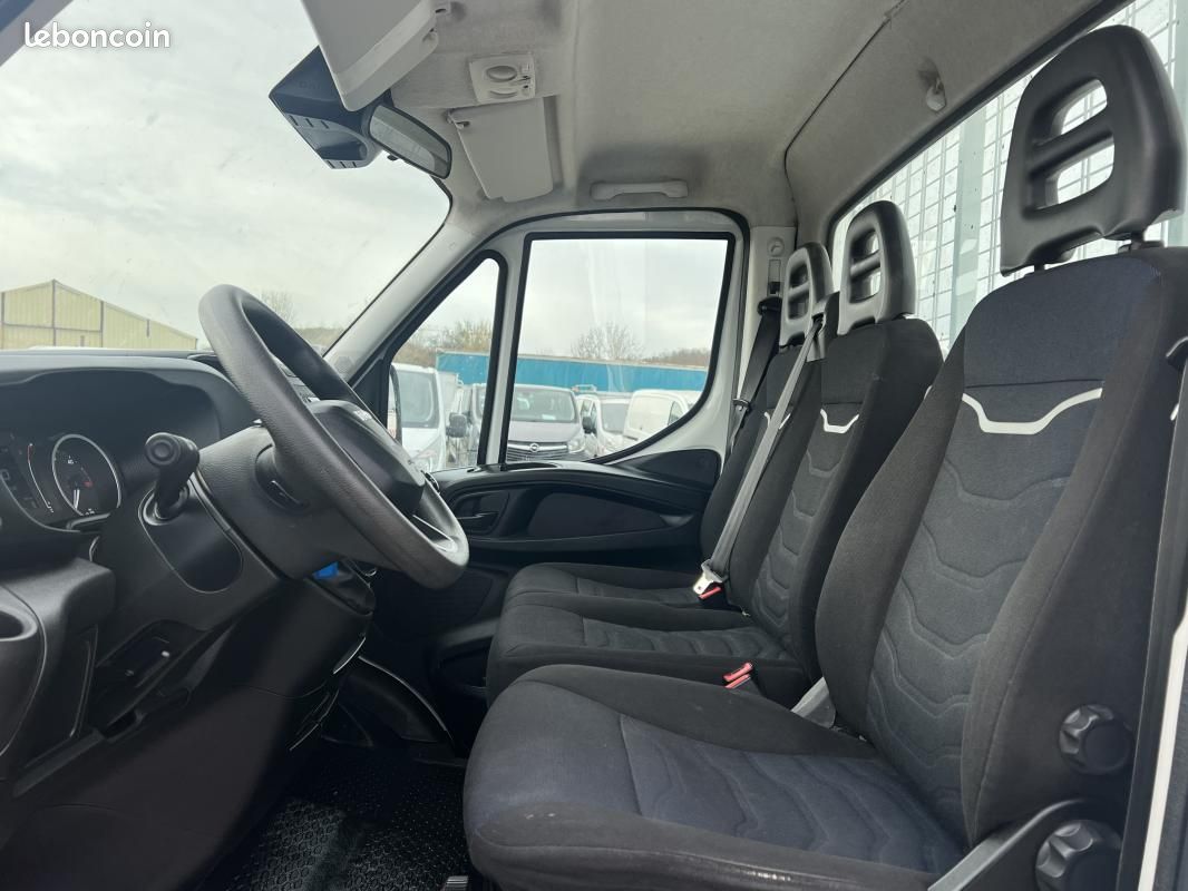Iveco Daily CHASSIS CABINE CAB 35 C 14S EMP 3450 QUAD-LEAF BVM6 - Utilitaires