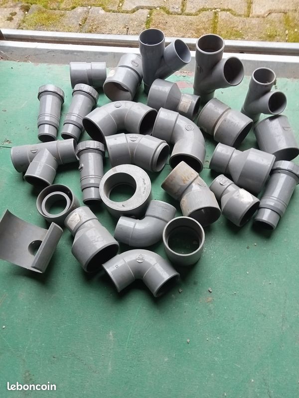 Lot raccords en PVC - Bricolage