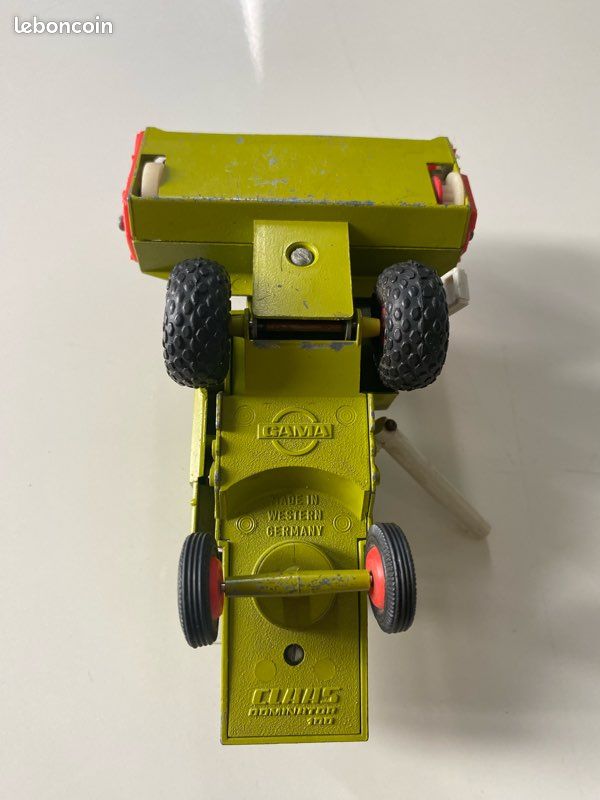 Miniature agricole gama claas dominator 100 - Collection