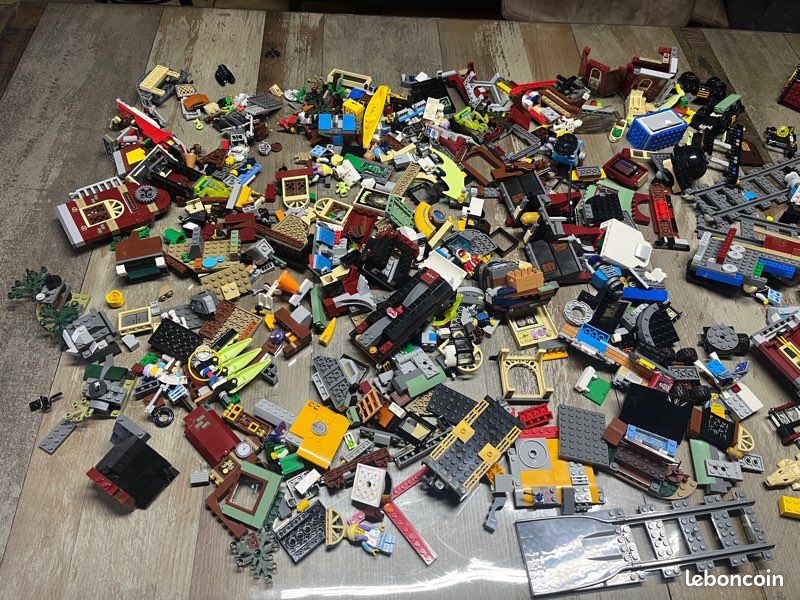Lego Hidden Side (Gros Lot) - Jeux & Jouets
