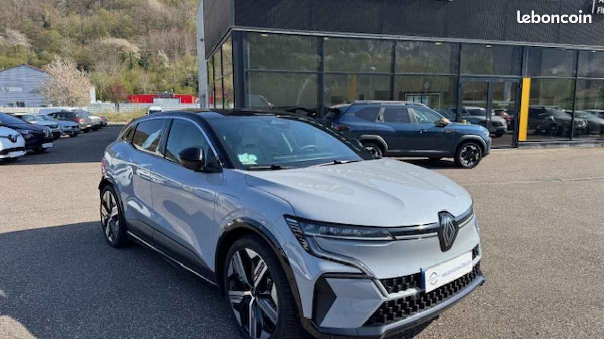 RENAULT MEGANE Mégane E-Tech EV 60 Optimum Charge - 220 V E-TECH Iconic ...