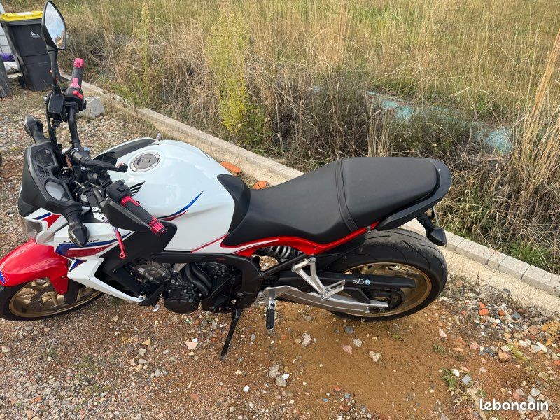 Honda 650f 2014 A2 - Motos