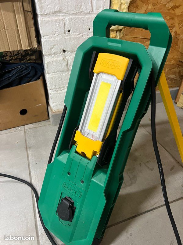 Macc mobylux éclairage de chantier mobile - Bricolage
