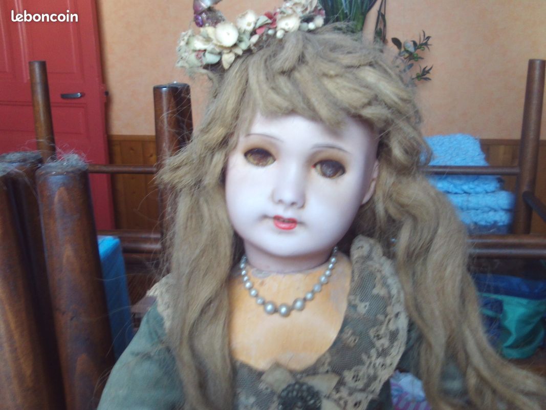 Tres belle poupee unis frane tete porcelaine - Collection