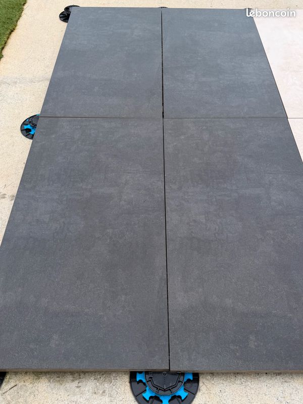 Dalle sur plot terrasse 2cm, colle offerte 🏘️ Saint-Etienne - Bricolage