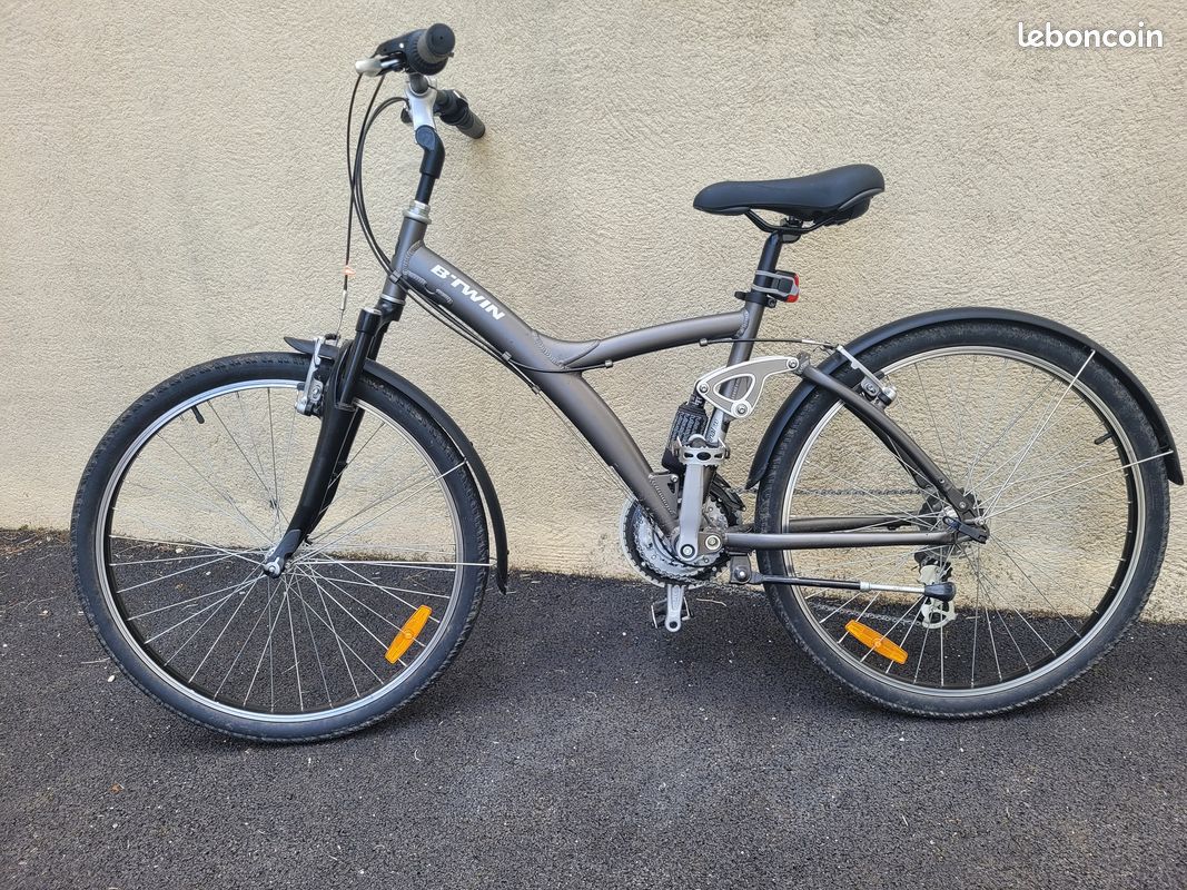 VTC Btwin Original 700 - Vélos