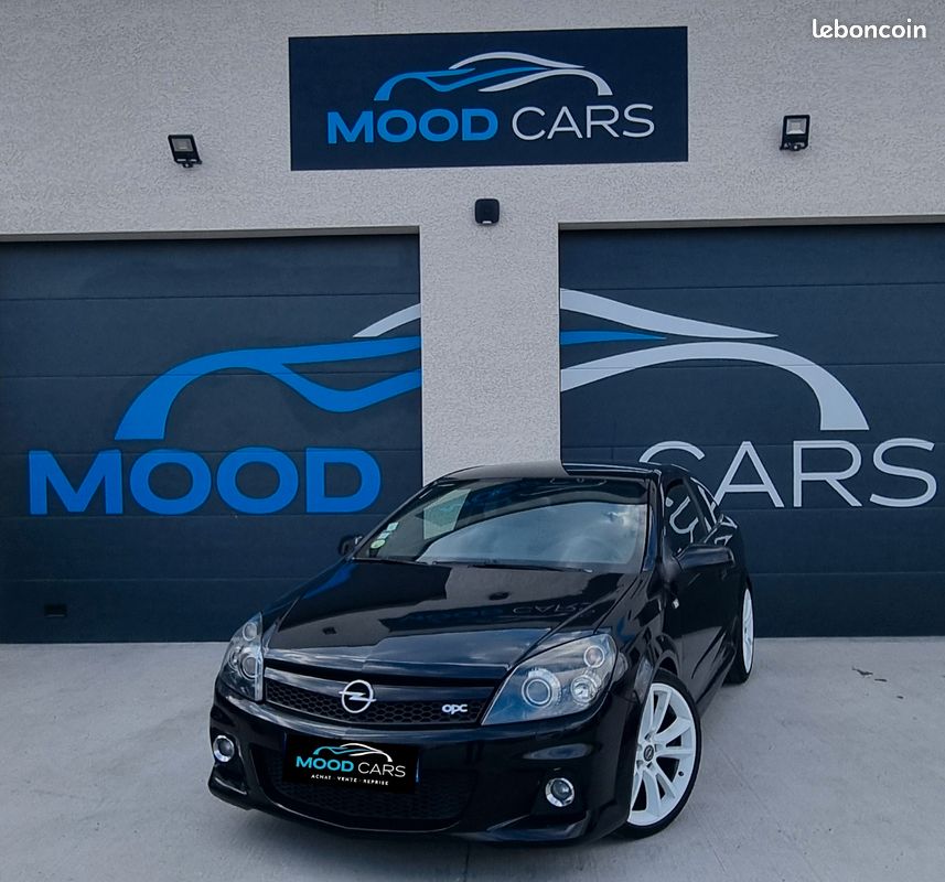 Opel Astra H GTC OPC 2.0i Turbo 240 cv RECARO - Voitures