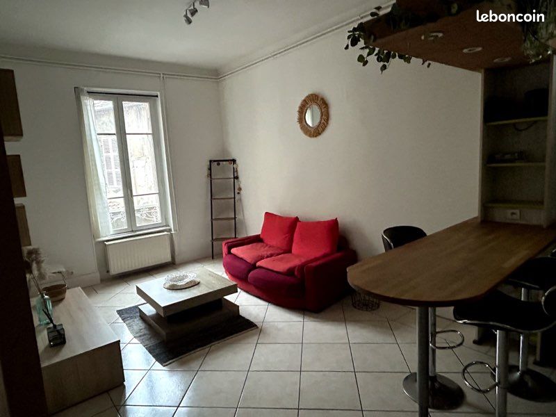 Appartement 2 pièces 46m2 - Locations