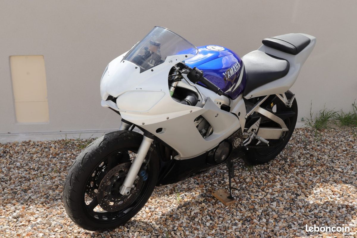 R6 2002 Piste - Motos