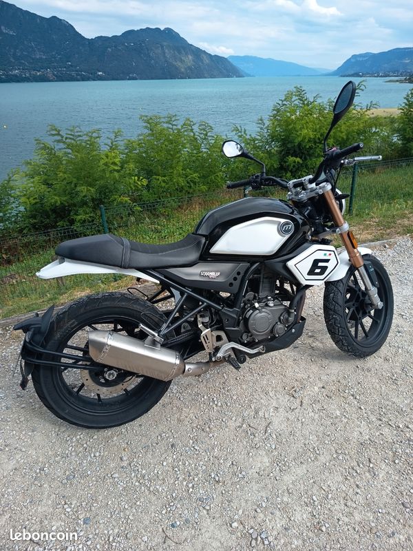 Moto Scrambler Sport 125 cc - Motos