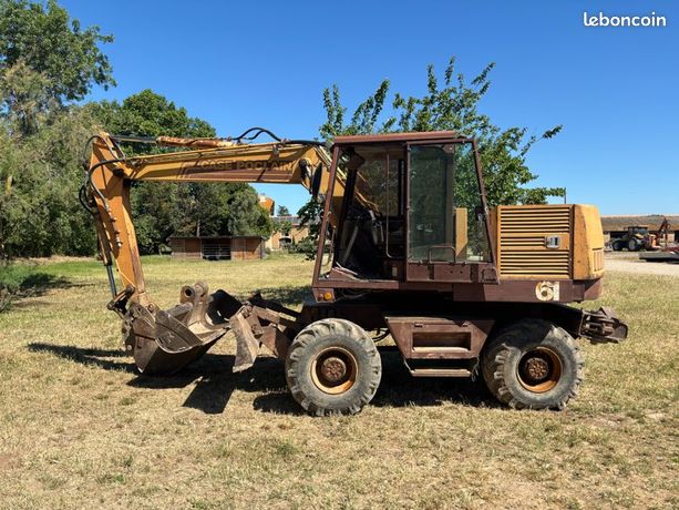 Pelle poclain d'occasion - BTP - Chantier gros-oeuvre - leboncoin