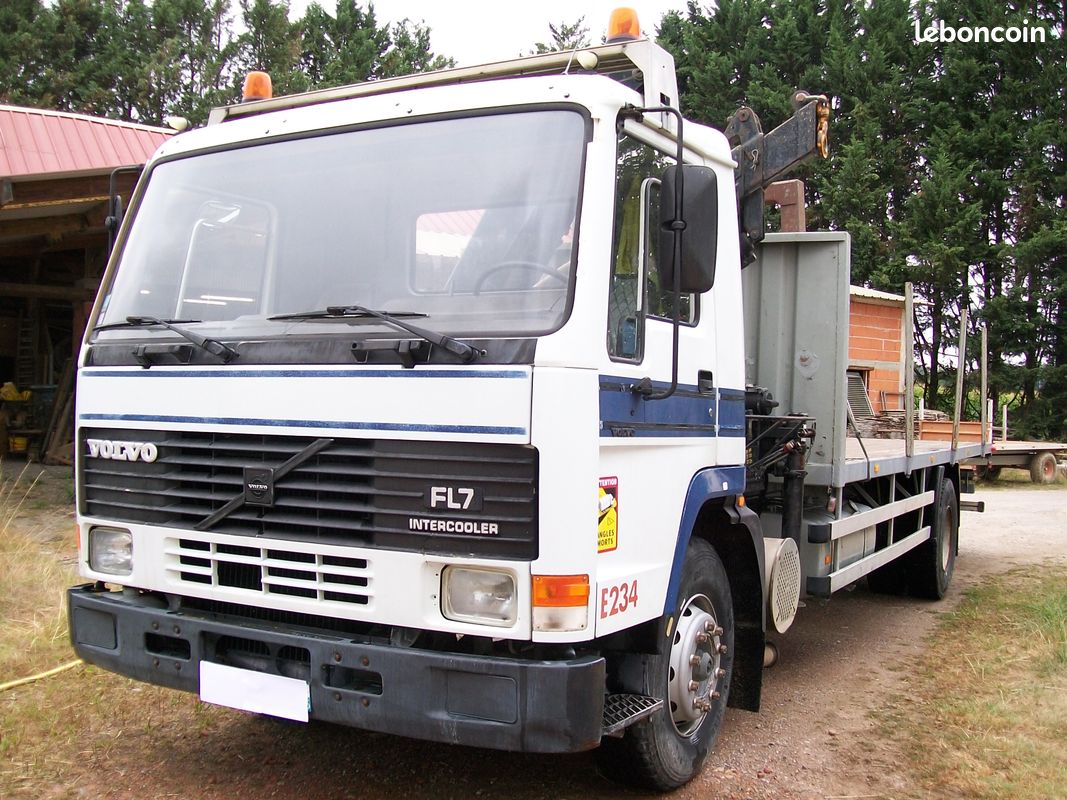 Camion volvo fl7 - Poids lourds
