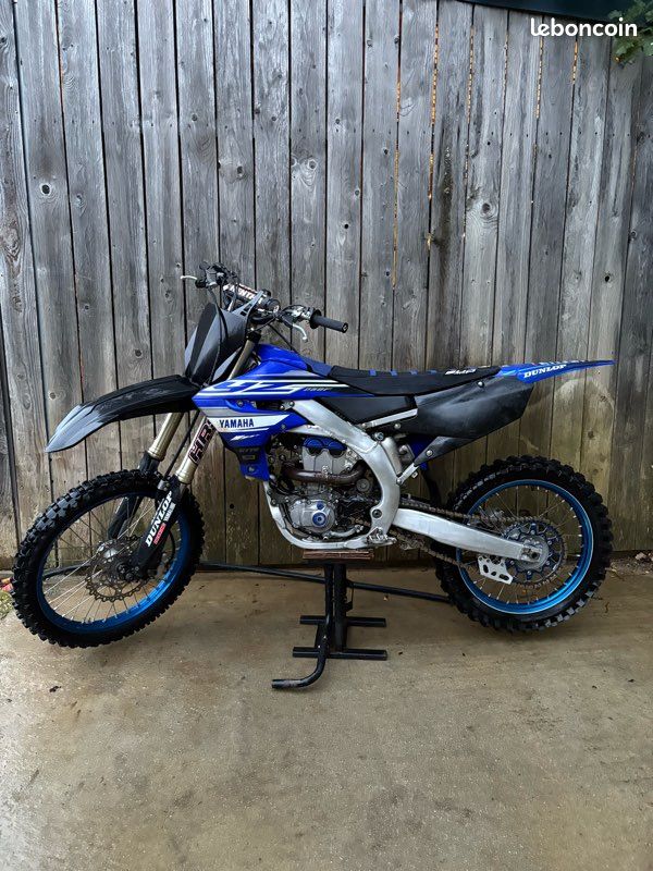 250 yzf 2019 - Motos