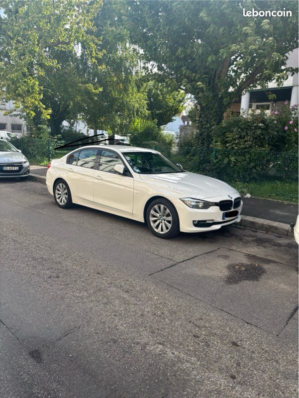 Bmw F30 318d - Voitures
