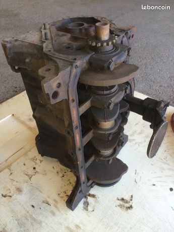 Moteur Renault 688 d’occasion