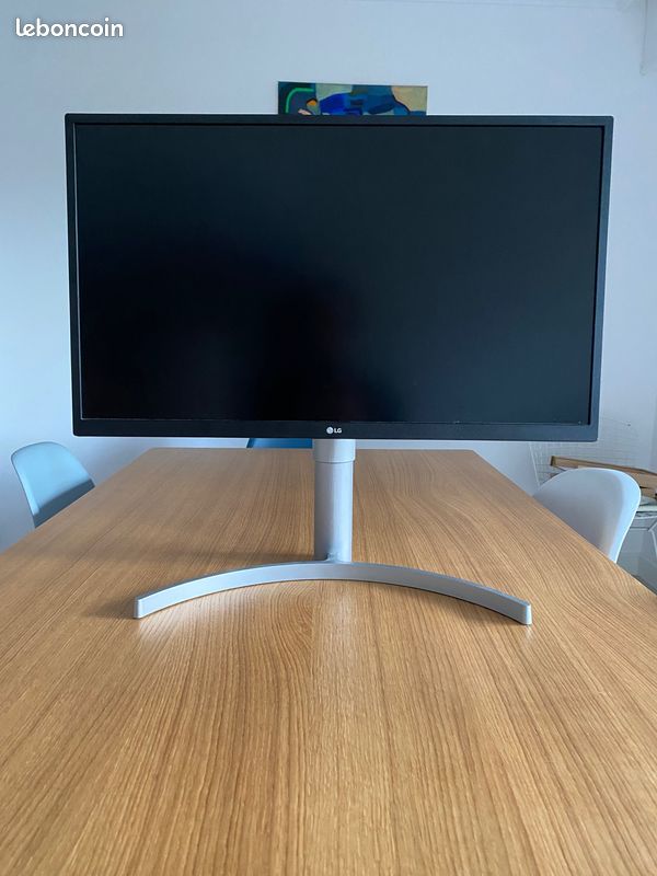Écran LG 27" 4K UHD (27UL550P-W) – Très bon état - Accessoires informatique