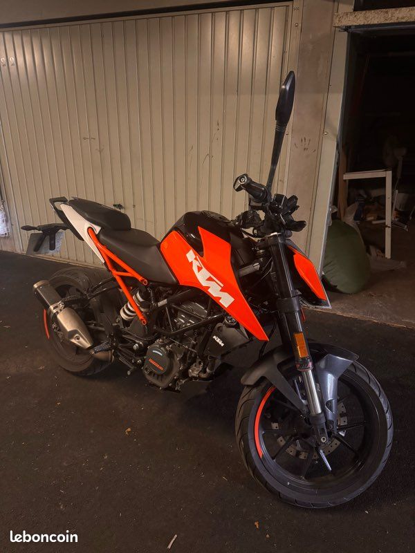KTM duke 125 2020 - Motos