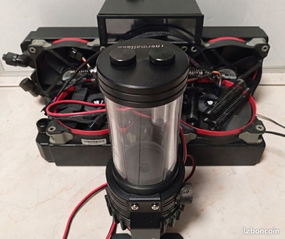 Kit Watercooling custom : D5 + réservoir Thermaltake PR15-D5 + rads 360 ...