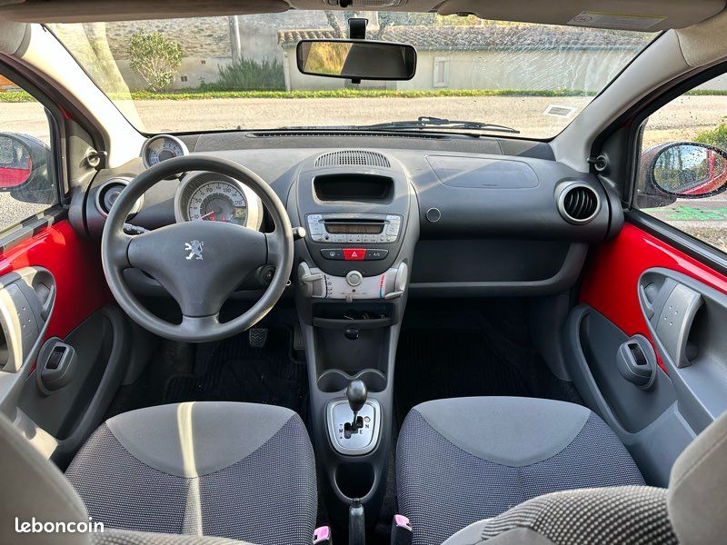 PEUGEOT 107 BA essence 1.0L 68ch Clim - Équipement auto