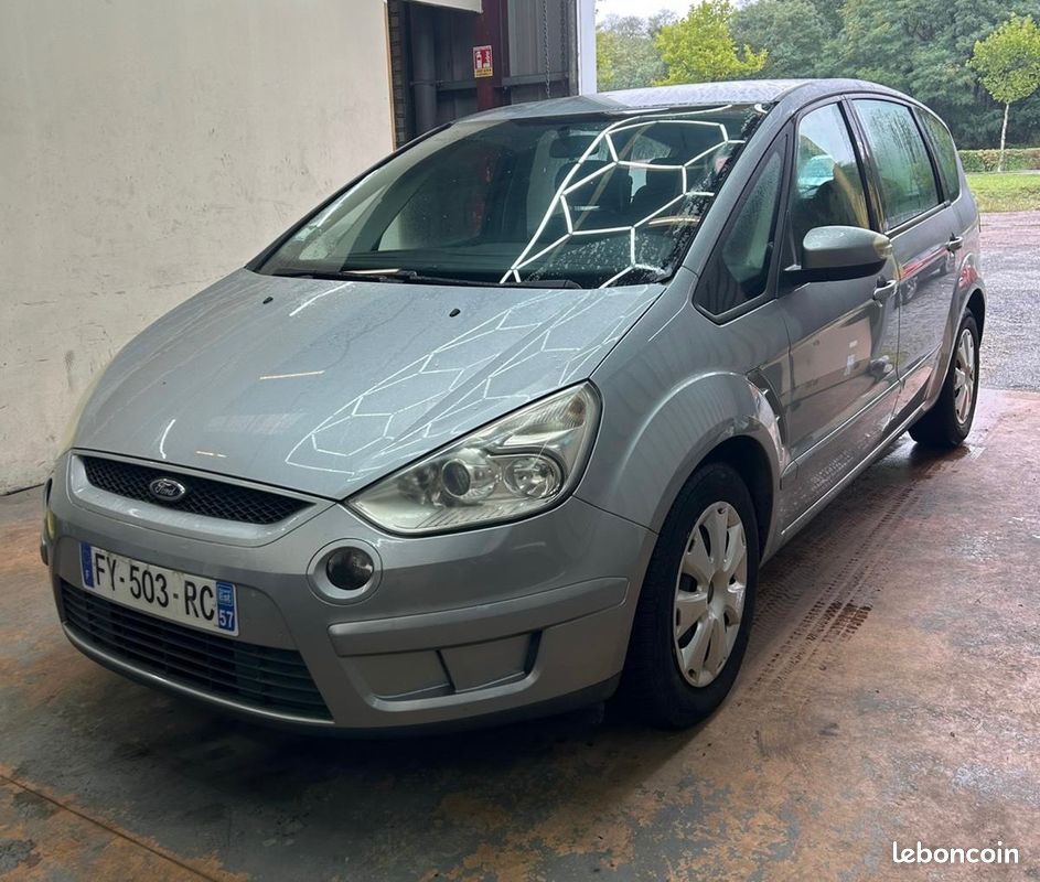 Ford S-max 1.8 tdci 125cv - Voitures