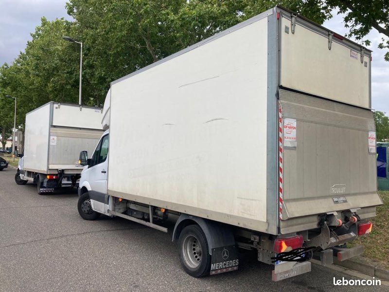 Location Sprinter 20m3 avec Hayon ou 12m3 mercedes - Services de ...