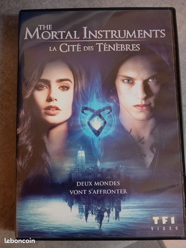 DVD Jeunes THE MORTAL INSTRUMENTS LA CITÉ DES TÉNÈBRES - DVD - Films