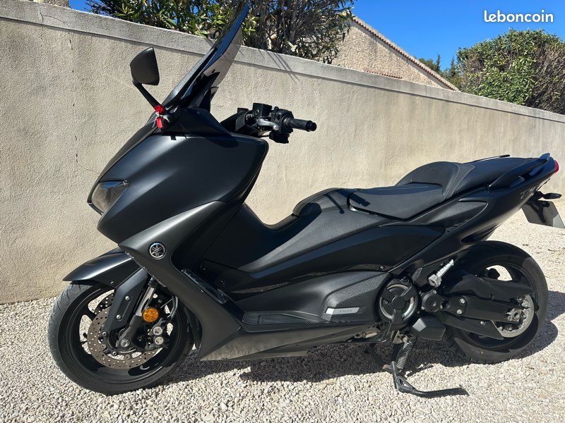 T-max 560 - Motos