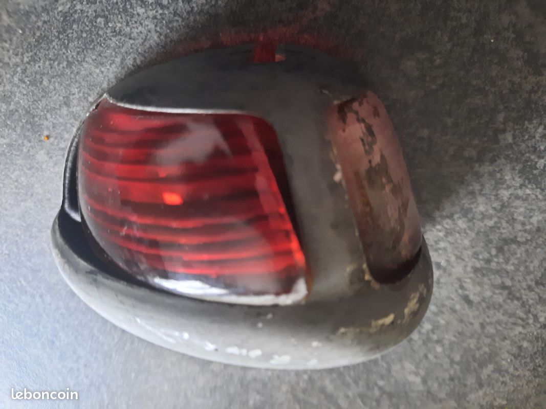 Cabochon Renault 4 cv – Dauphine – 04.31 - Équipement auto